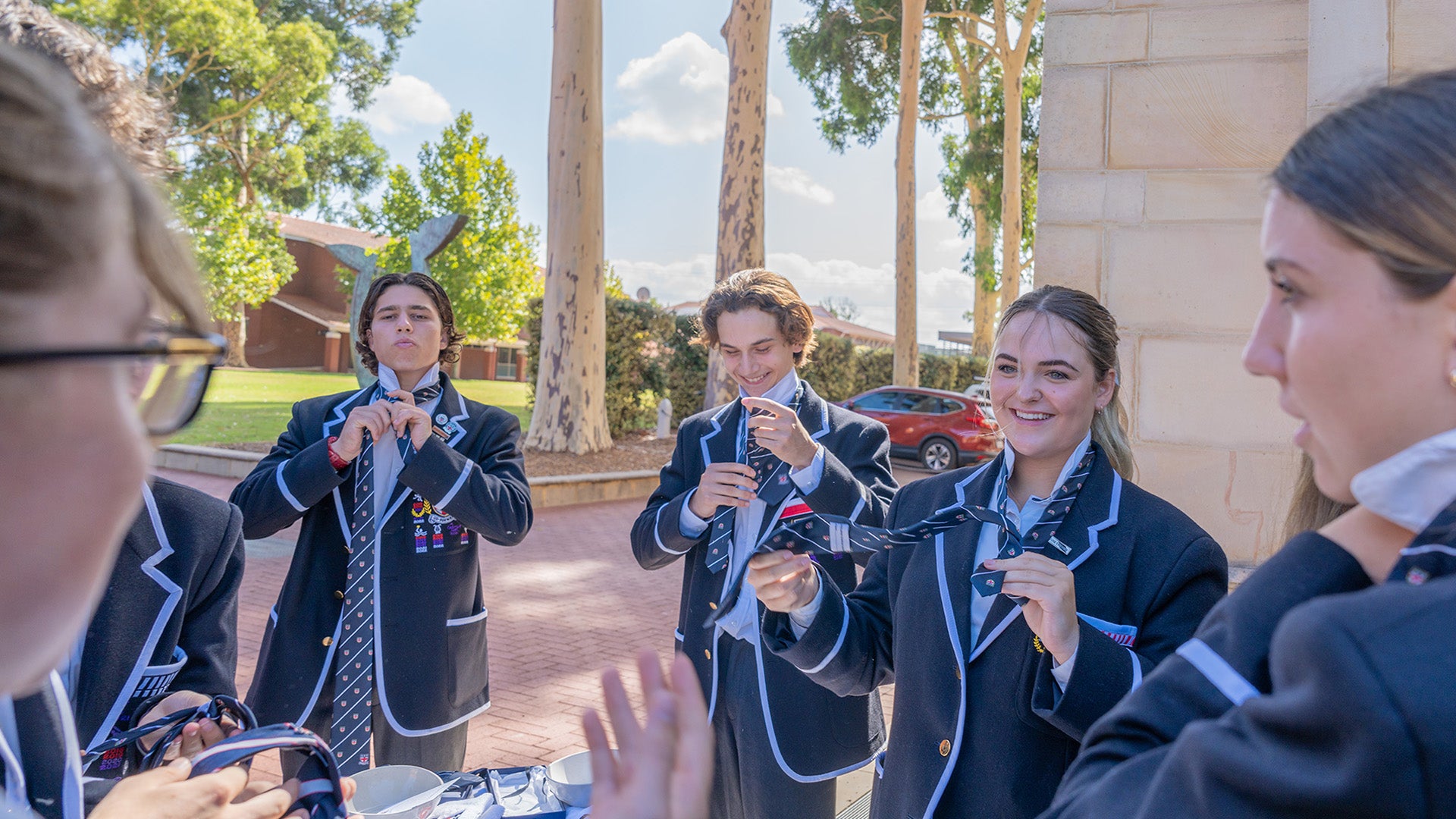 Guildford Grammar School Clothing Shop Guildford Grammar School Clothing Shop